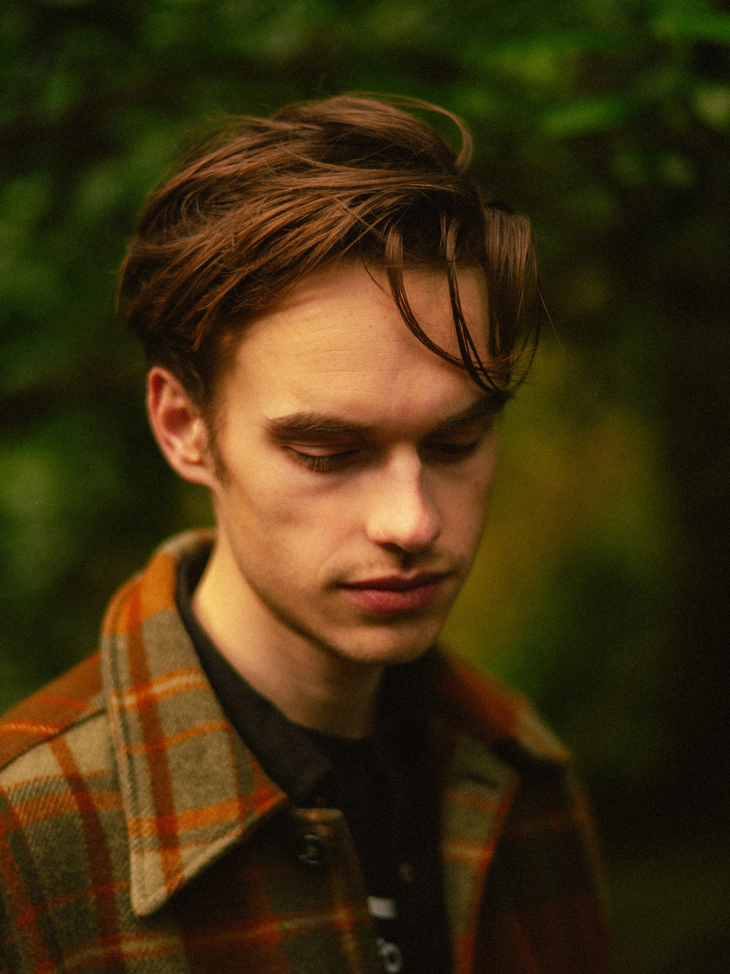 Seb JJ Peters - Atmospheric Portrait & Music Photographer