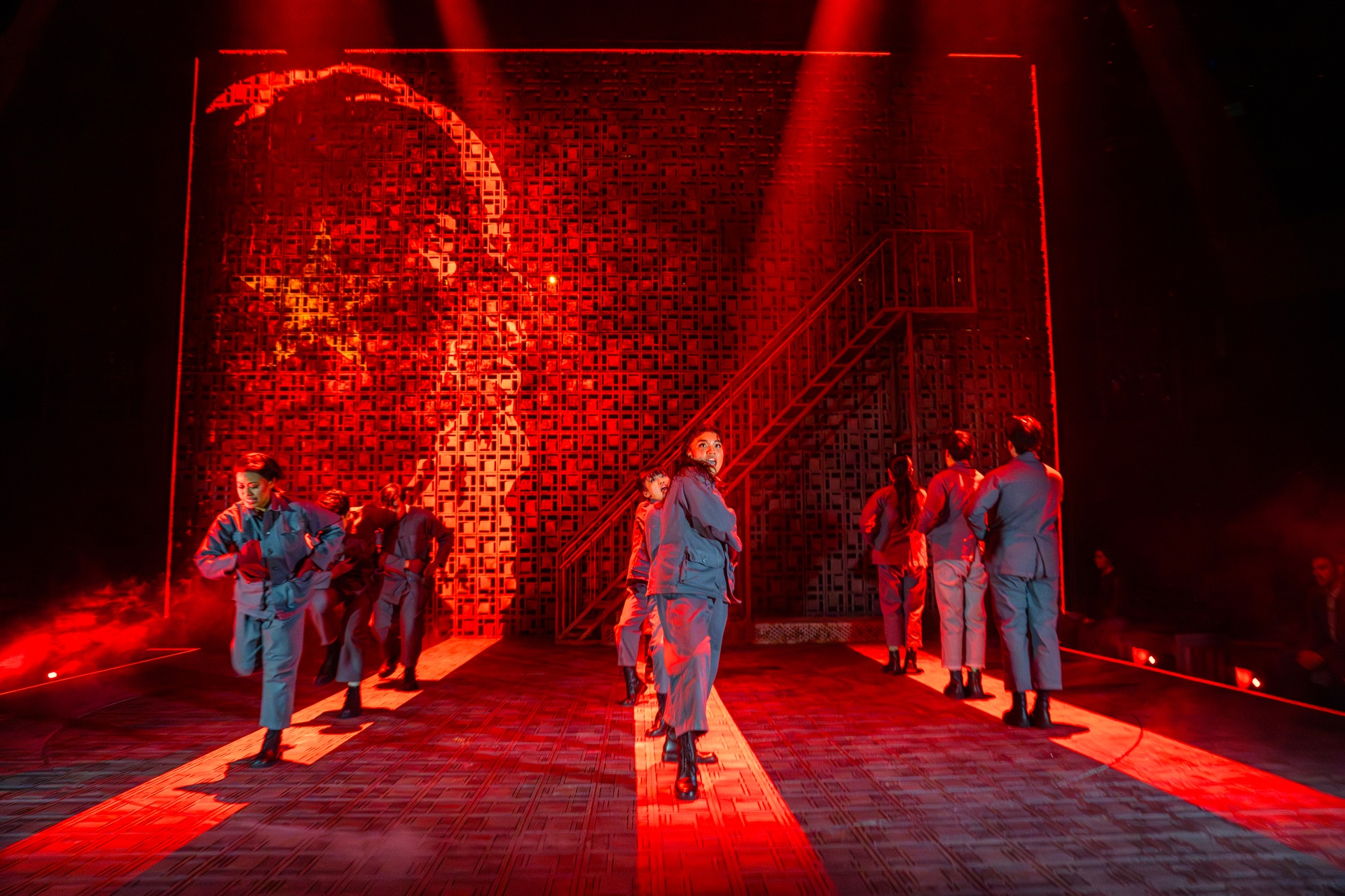 MISS SAIGON