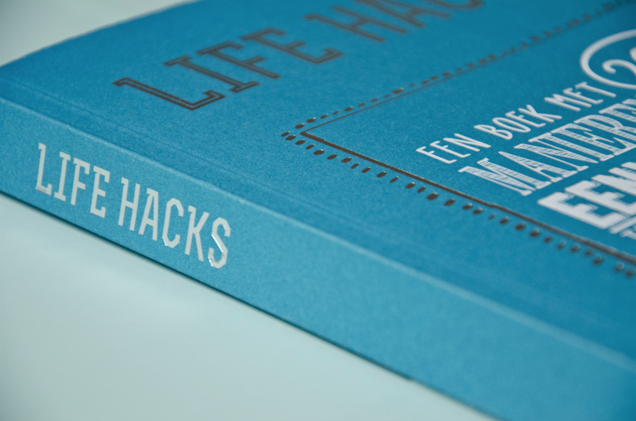 LIFE HACKS - book design - Valérie Machtelinckx