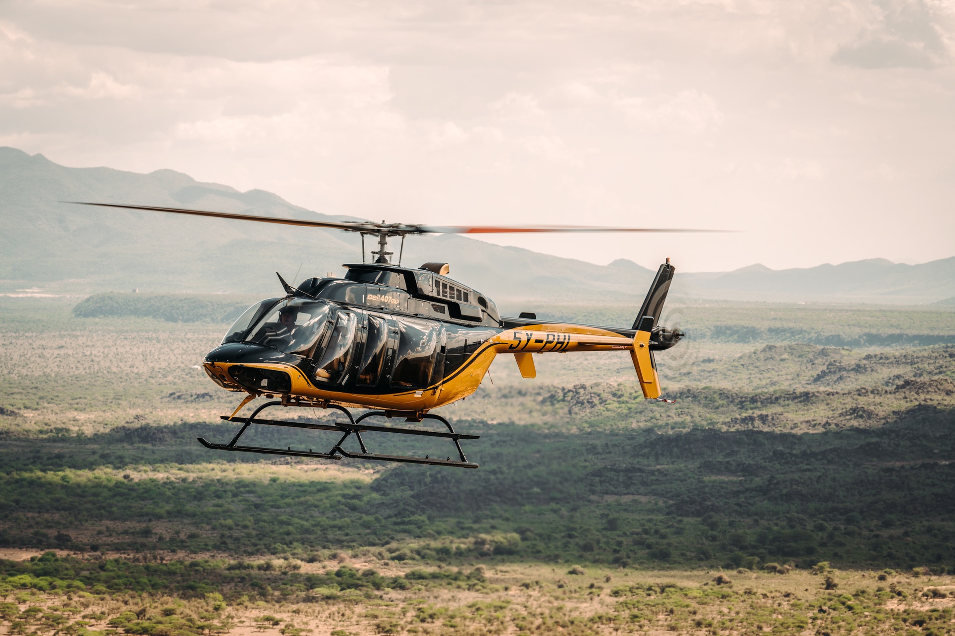 Bell 407 Helicopter Wallpaper