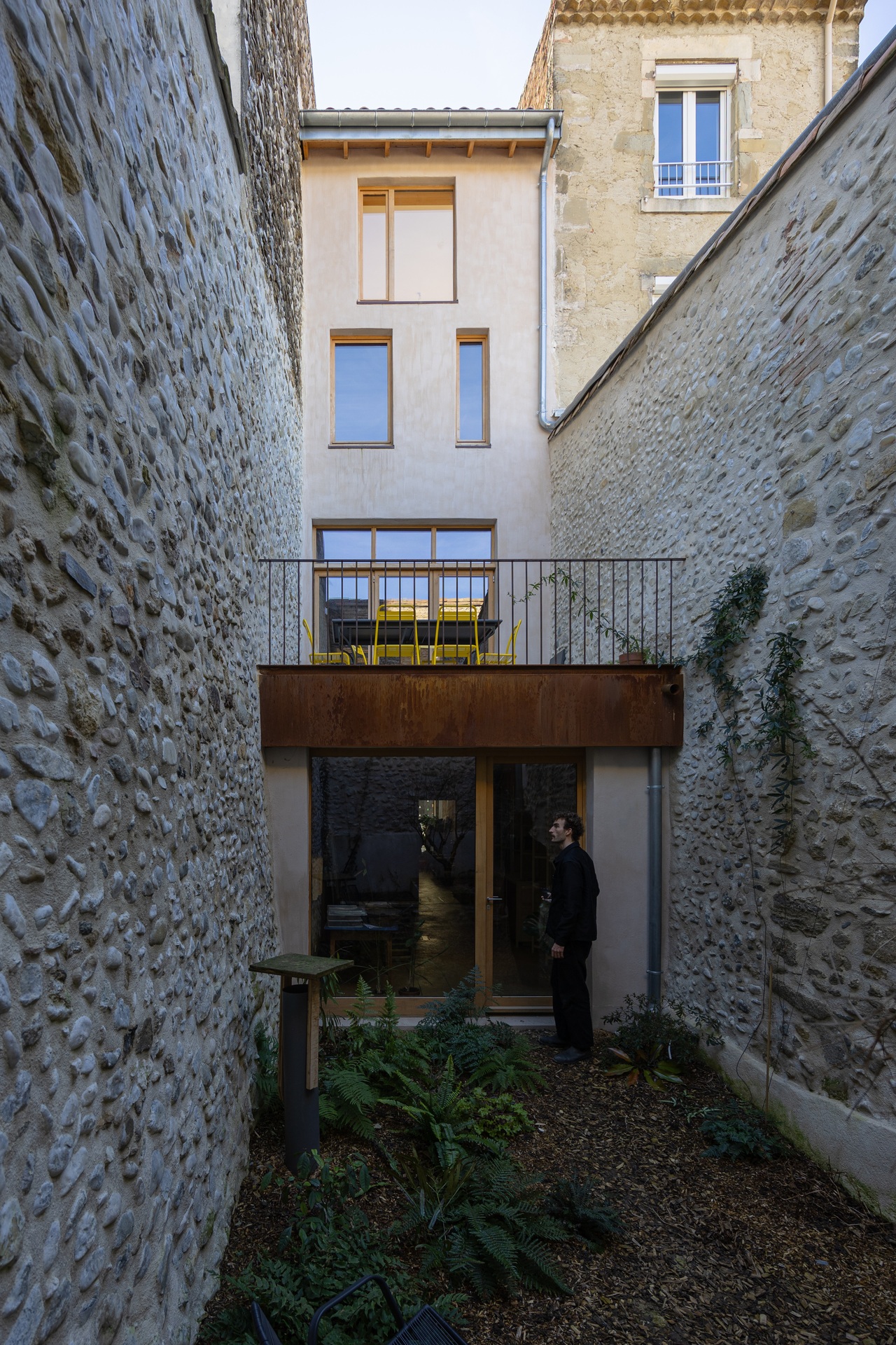 Réhabilitation d'une maison de ville, Crest, 2023