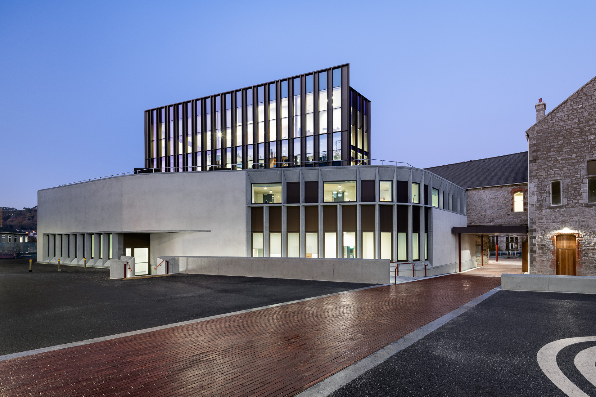 architecture: UCC Hub