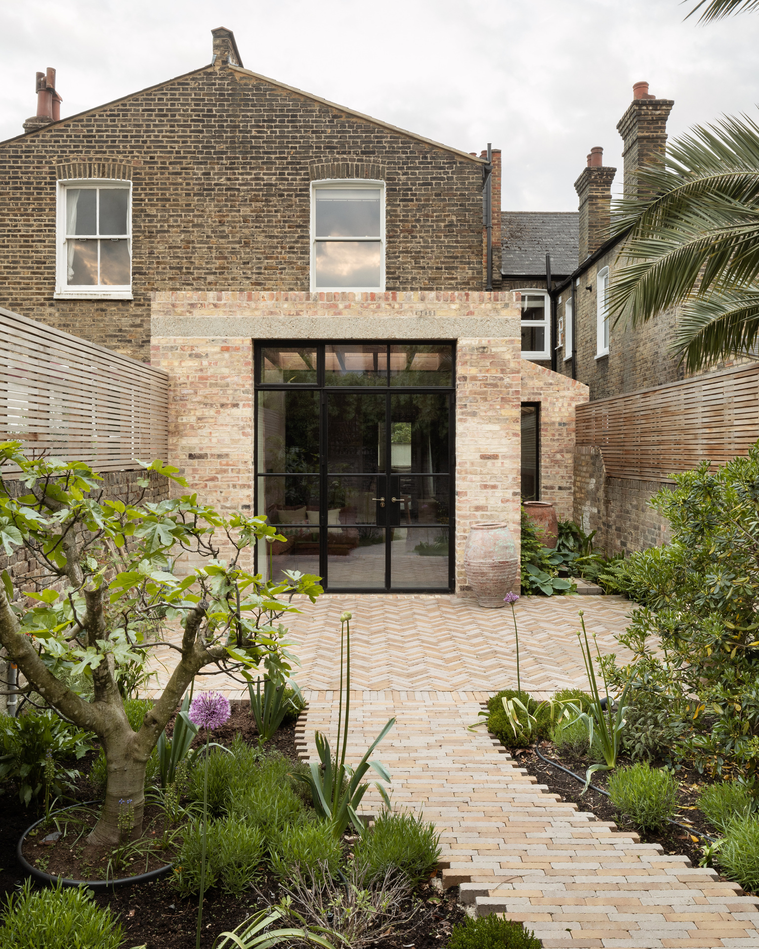 Pink House - Extension and basement Kensington Architect designed house