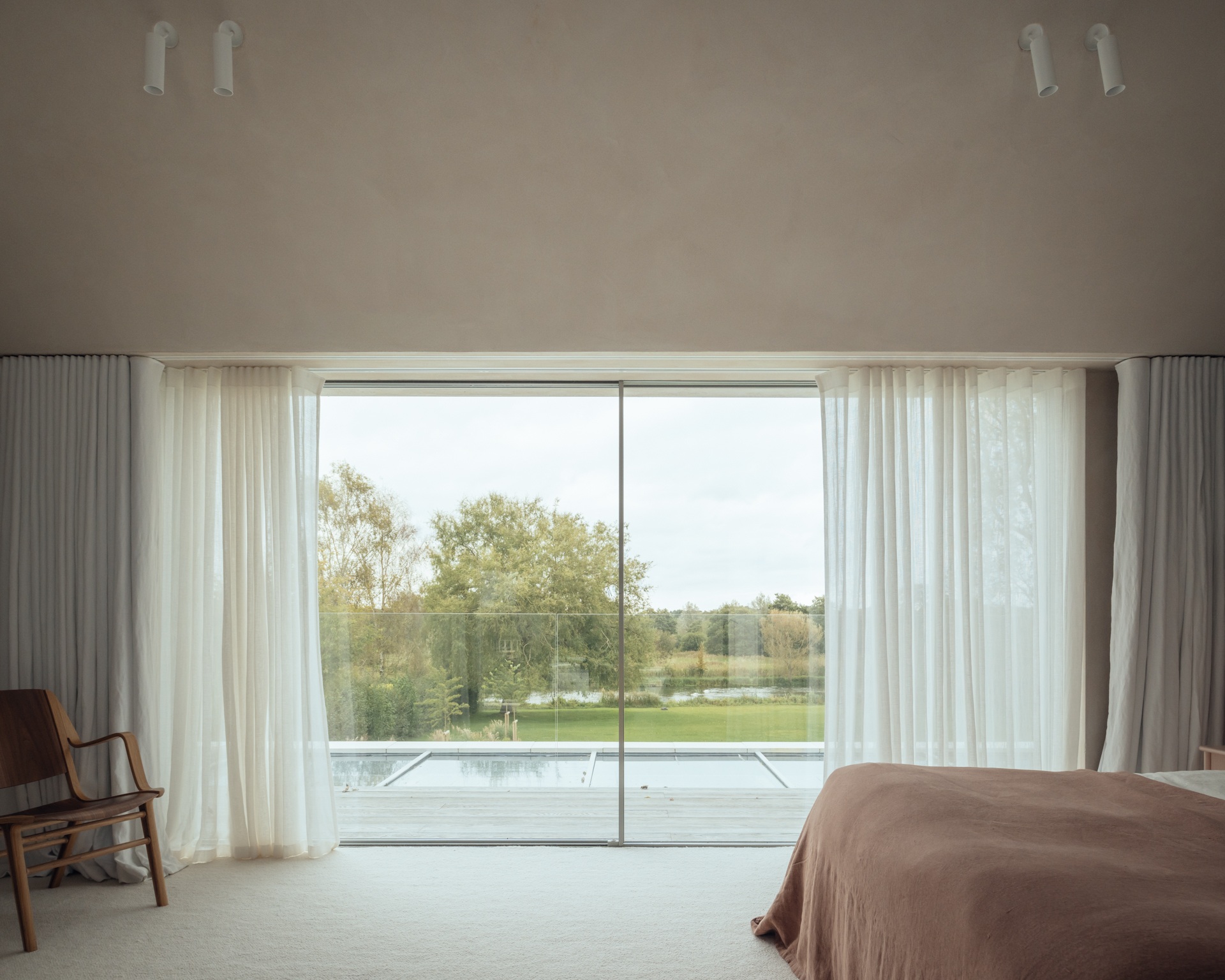 Oliver Leech Architects - Award-Winning Bespoke Residential Architecture