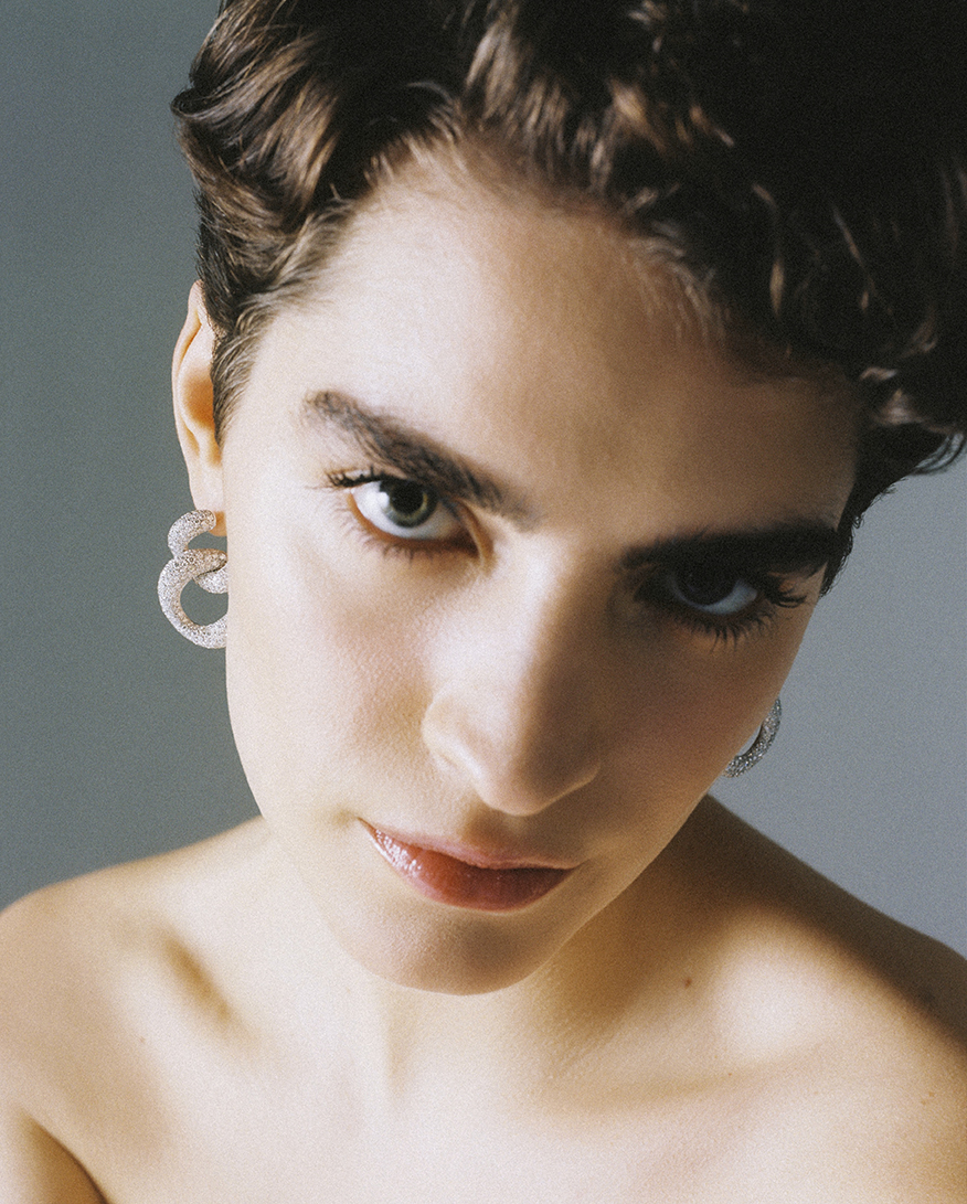 VERONICA POZZI RETOUCH