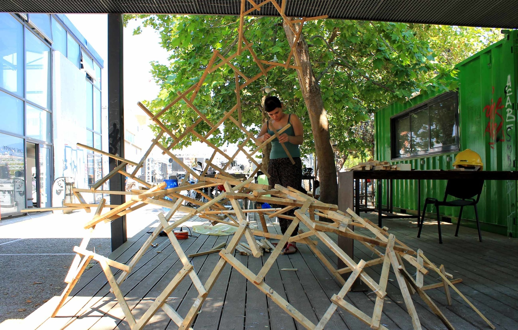 RECIPROCAL FRAME STRUCTURE