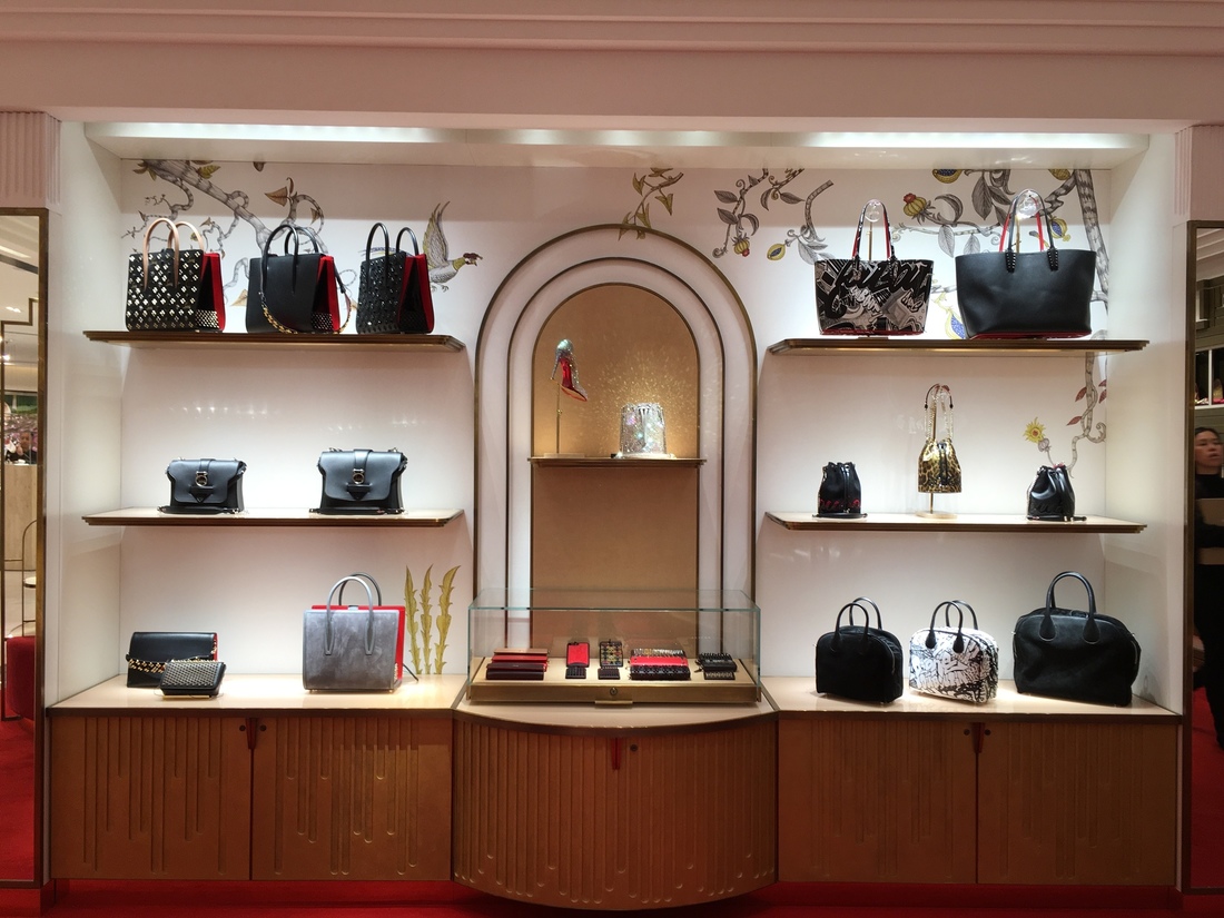 Guillaume de BERGEN | Shoes Design . . . Visual Merchandising